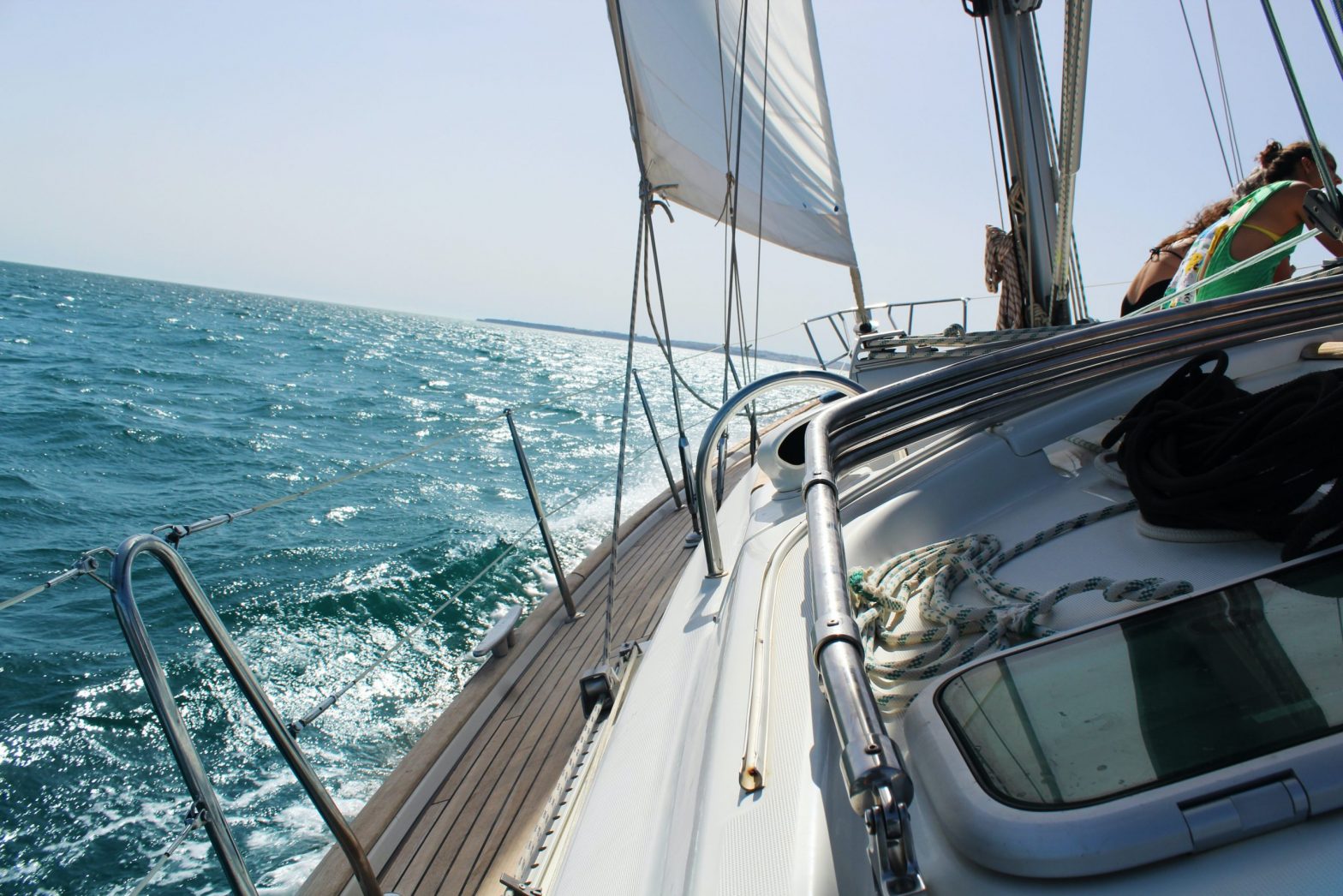 How to Reef a Sail - What, Why & How To GUIDE