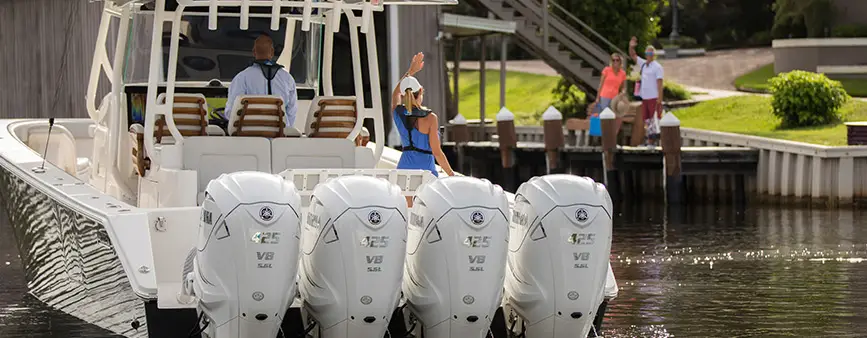 Inboard vs Outboard Motors: How to Choose the Right One